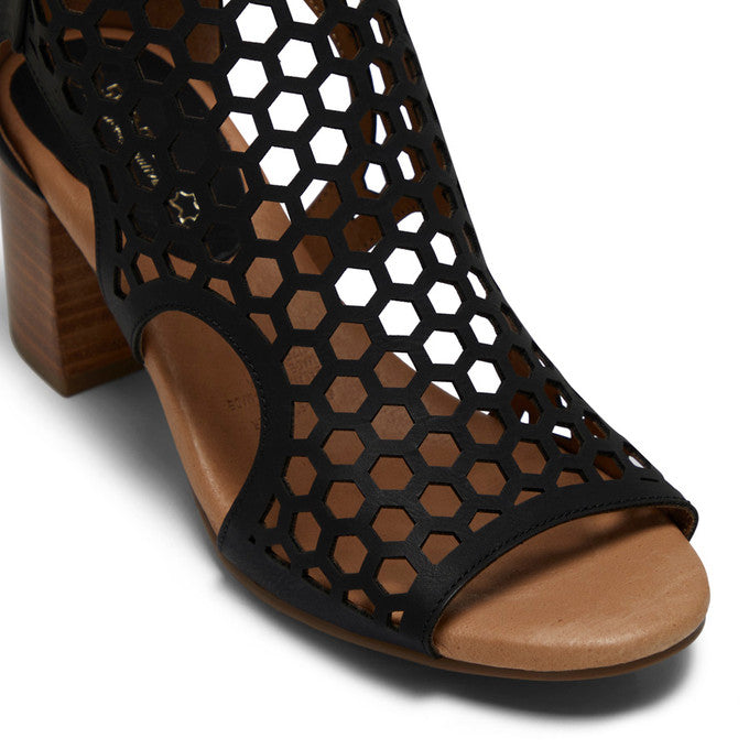 Step On Air KAGE Black – Sesto Shoex
